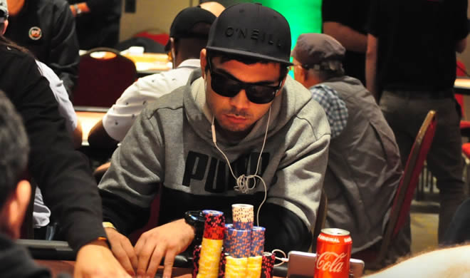 Christopher Arismendi en tierra derecha en el Main Event de BSOP ... Christopher Arismendi en tierra derecha en el Main Event de BSOP ...
